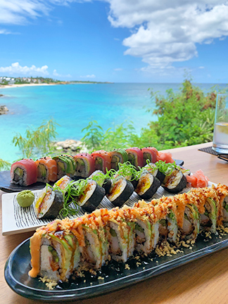 Favorites at Four Seasons’ Sunset Lounge This Season